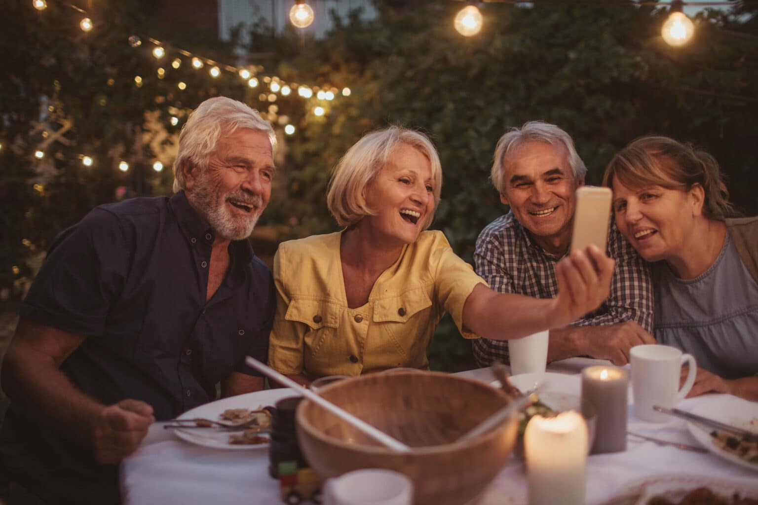 6 Great Tips for Planning a Senior Citizen Prom - Frontier Senior Living